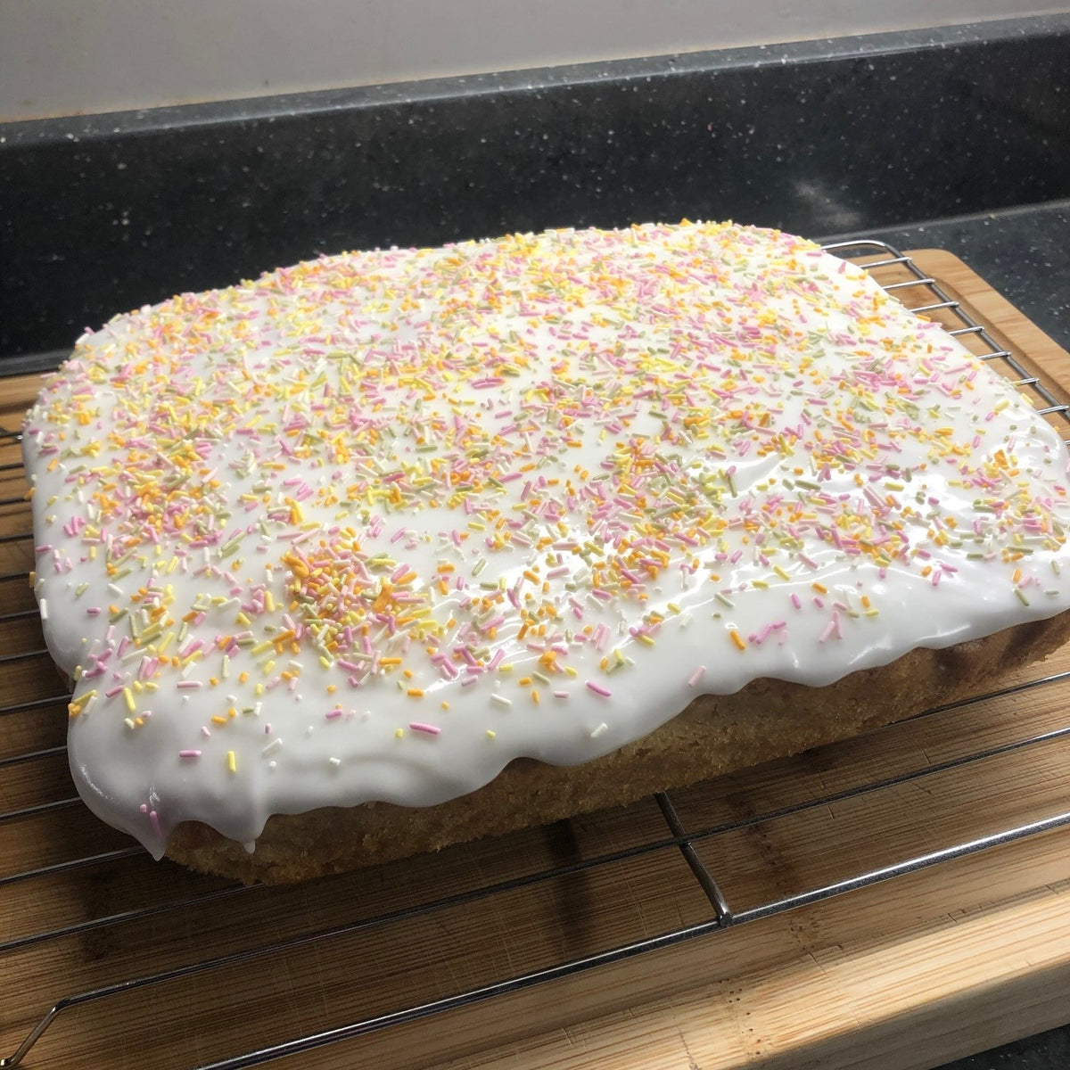 Retro Sprinkle Cake - Recipe Pack – Refill Weigh Save